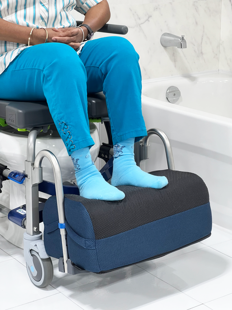 The Püllow™ Mobile Commode Step Stool – CushPocket® Wheelchair Bags